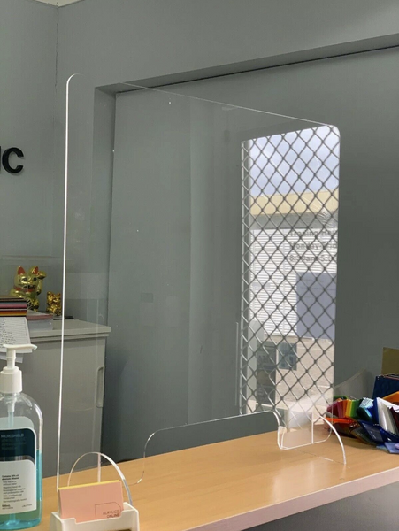 Acrylic Sneezeguard/Perspex Barrier with Interlocking Legs – BSC Safety ...